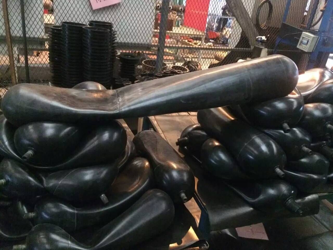 HONGDA NXQ Industrial Accumulator Rubber Bladder